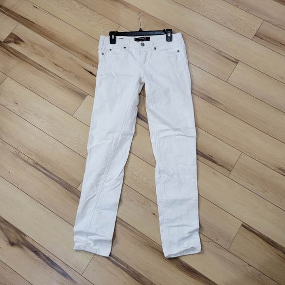 Fragile blue jeans | Jeans | Fragile Blue Jeans White Straight Leg ...